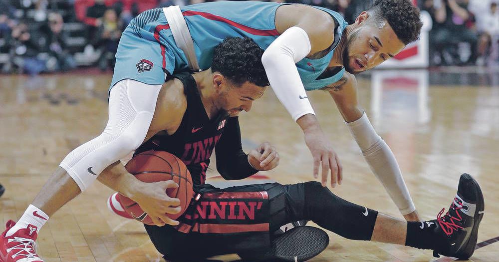 Lobos scrimmaged Oregon; mum on Mathis meeting, who ghosted team ...