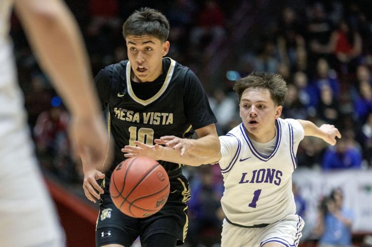 Mesa Vista defeats Santa Rosa 58-51, plays Texico for title | Sports ...