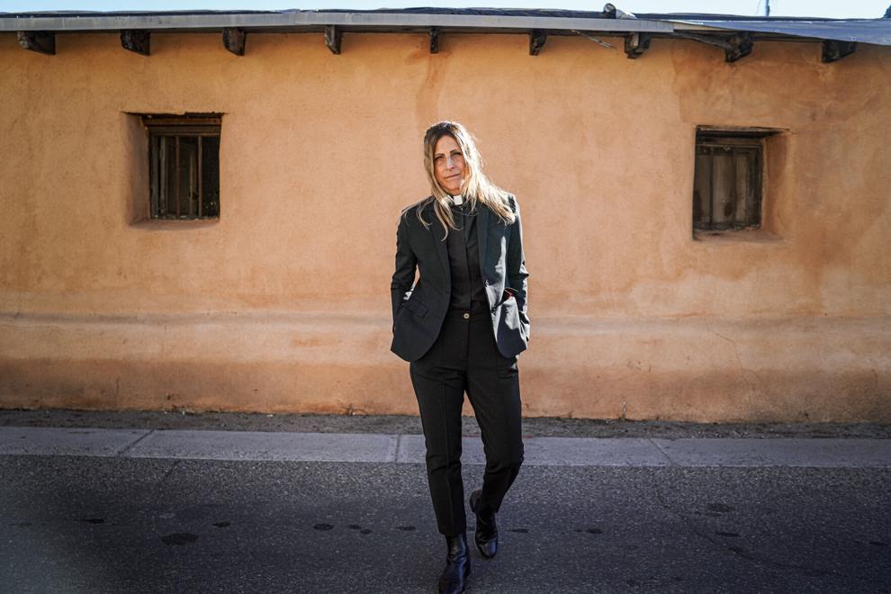 Excommunicated female Catholic priest keeps up fight for women's ...