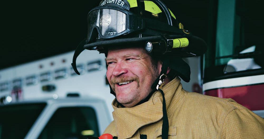 Santa Fe firefighter helps organize toy drive so kids 'feel like they ...