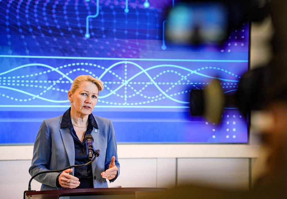 New Sandia Labs leader McGill discusses AI, workforce and federal ...