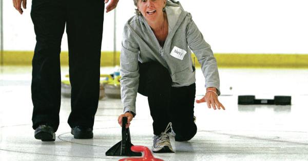 Ancient Scottish art of curling taught at Chavez Center | Local News ...