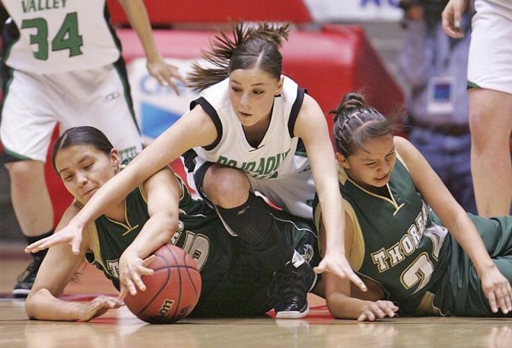 Class AAA girls: Third-seeded Elkettes make easy work of No. 11 Thoreau ...