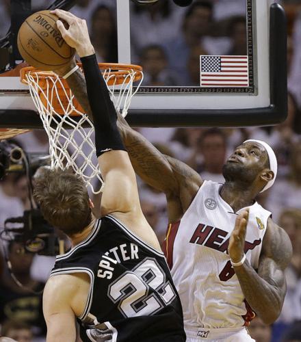 LeBron’s signature sequence seals Heat win | Sports | santafenewmexican.com