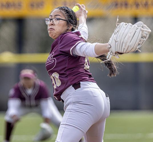 'New look' Robertson has same feel, rolls past SFIS in district opener | Sports ...