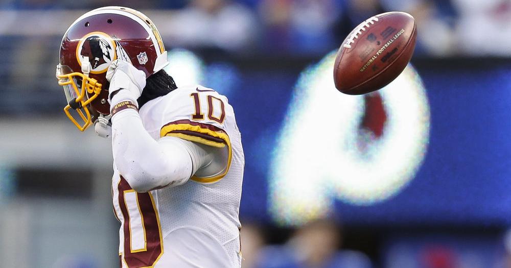 Back as Redskins starter, RG3 goes low-key | Sports | santafenewmexican.com