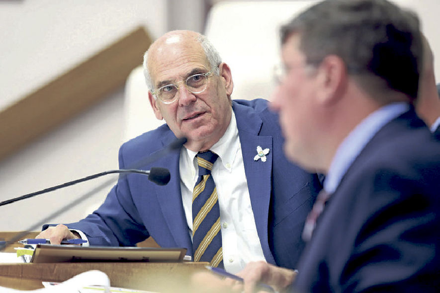 Mayor Webber wants city residents to promise to wear masks ...