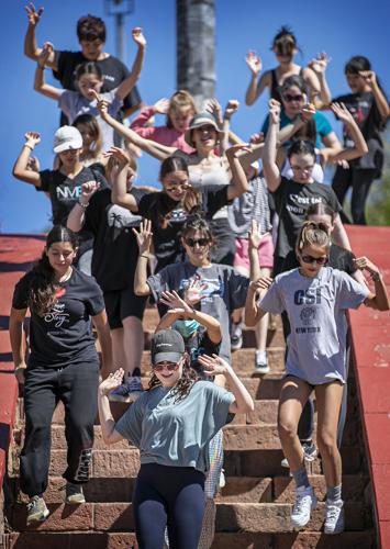 Zozobra returning to tradition of big crowd for Friday's burning ...