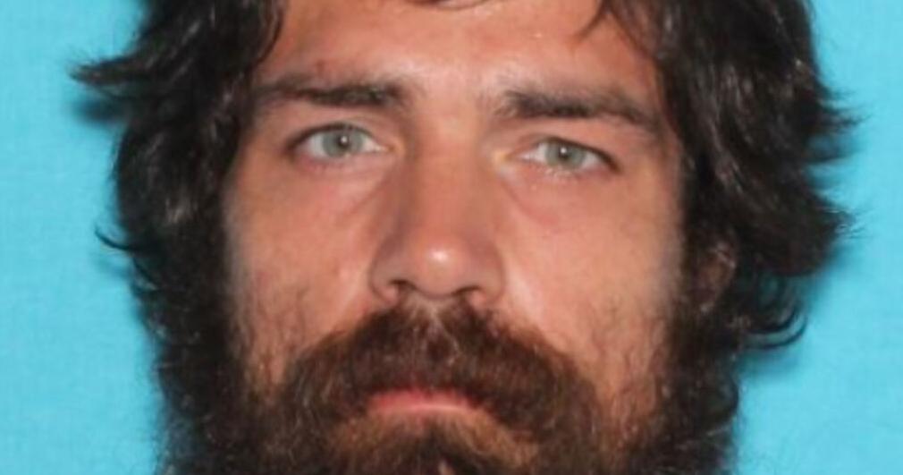 Records show slain Santa Fe man feared son, seized his guns months ...