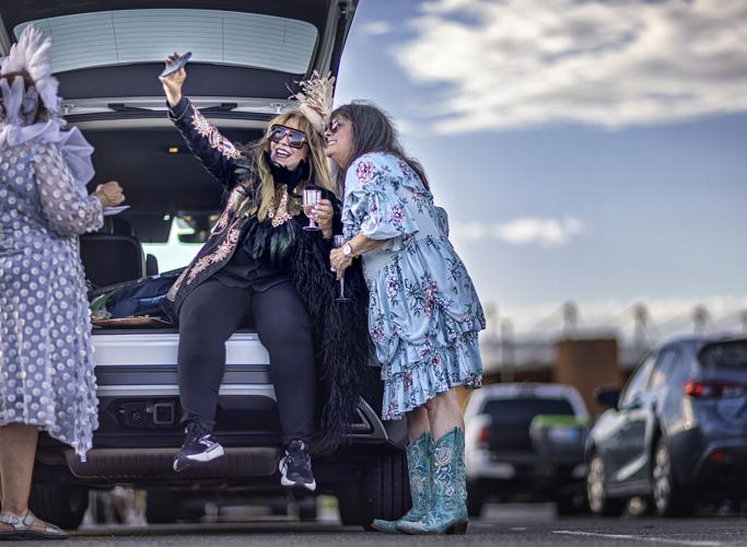 Puttin' on the ritz: Santa Fe Opera's summer season opens with ...