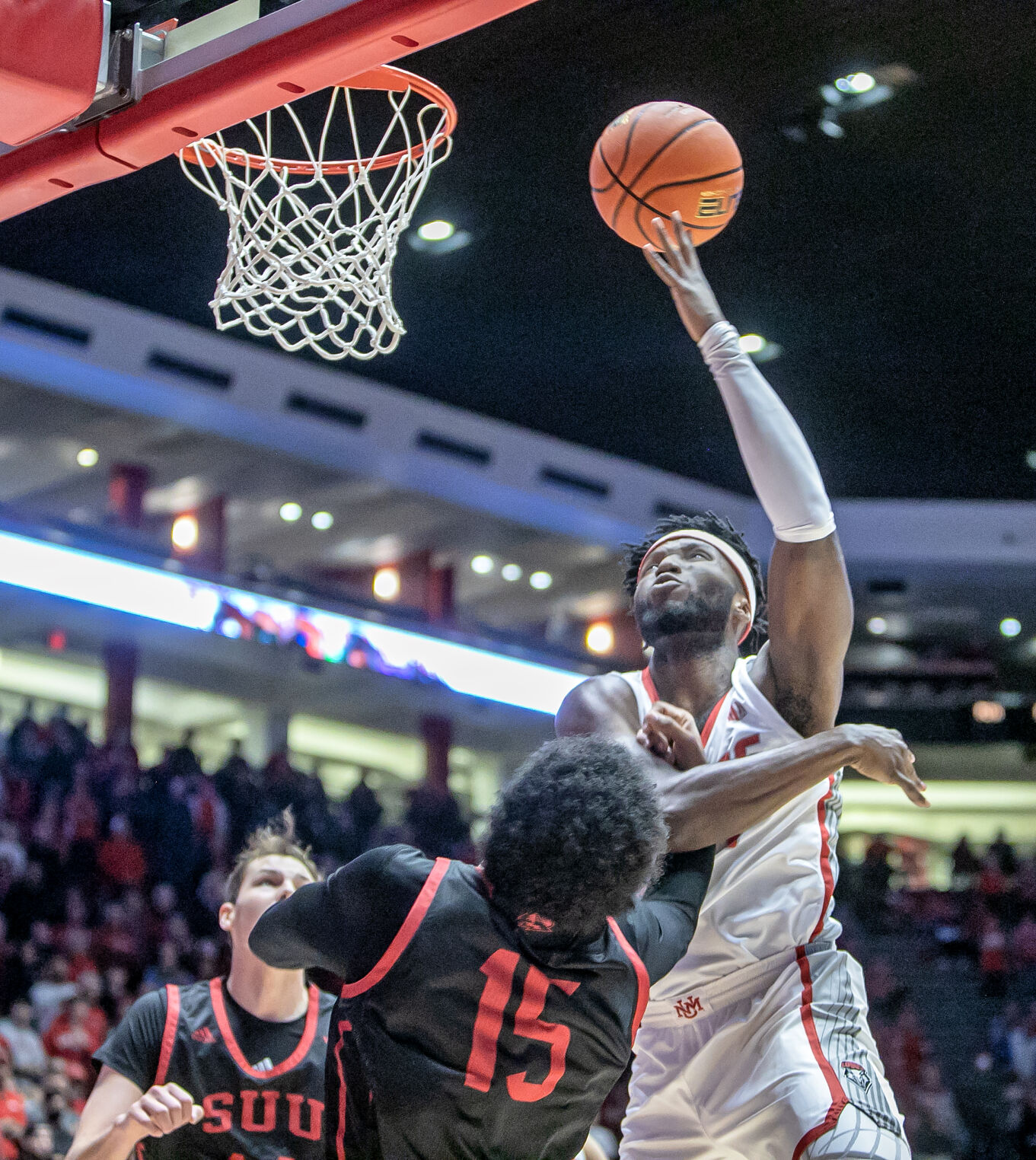 Lobos fans create buzz after 3-0 start; Aggies visit Pit on Saturday ...