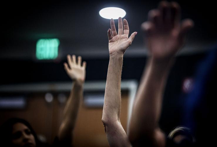 Governor takes her crime pitch to the people at Albuquerque town hall ...