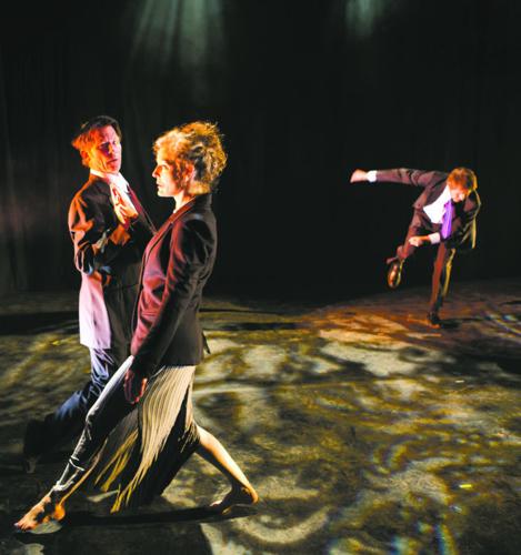 Pasa Reviews: Theater Grottesco | Pasa Reviews | santafenewmexican.com