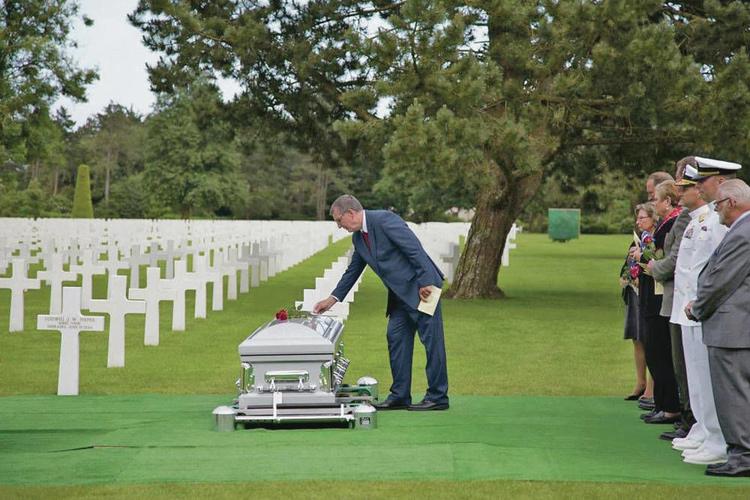 Twin brothers killed in WWII finally buried side by side | News ...