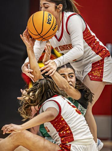 Pojoaque makes state tournament with 48-39 win over Española | Sports ...