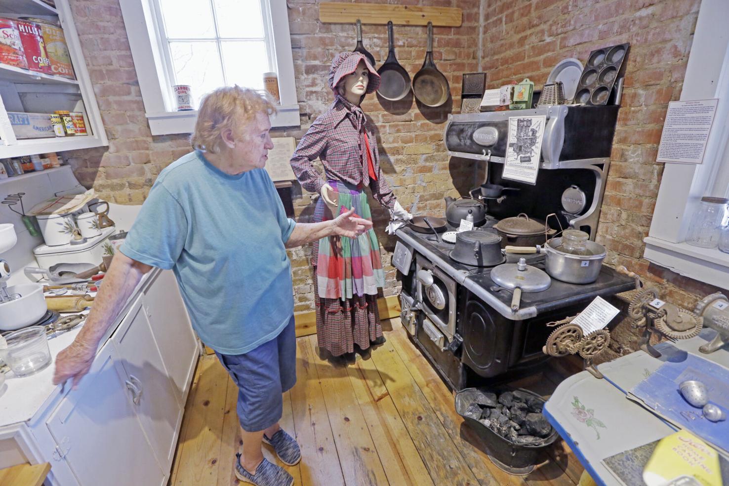 Town of Corona overshadowed by Roswell when it comes to 1947 UFO ...