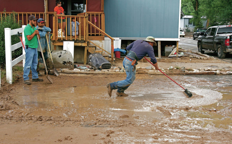 Floodwaters wreak havoc at Pojoaque mobile home park | Local News ...