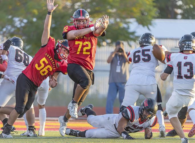 Española's defense stops Grants in 14-7 win in District 1-4A opener ...