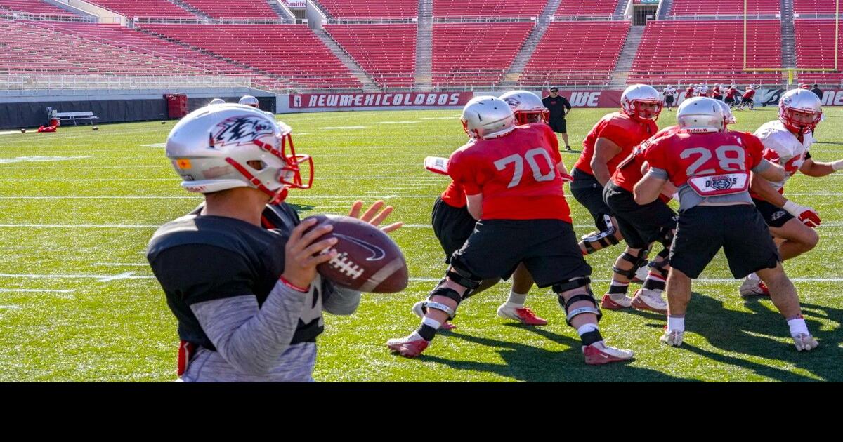 Lobos will look at home today in Vegas as they face Nevada | Sports ...