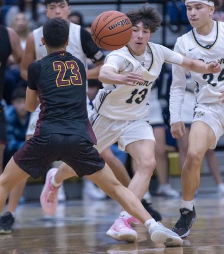 Senior propels Santa Fe High over ATC in Capital City boys title game ...