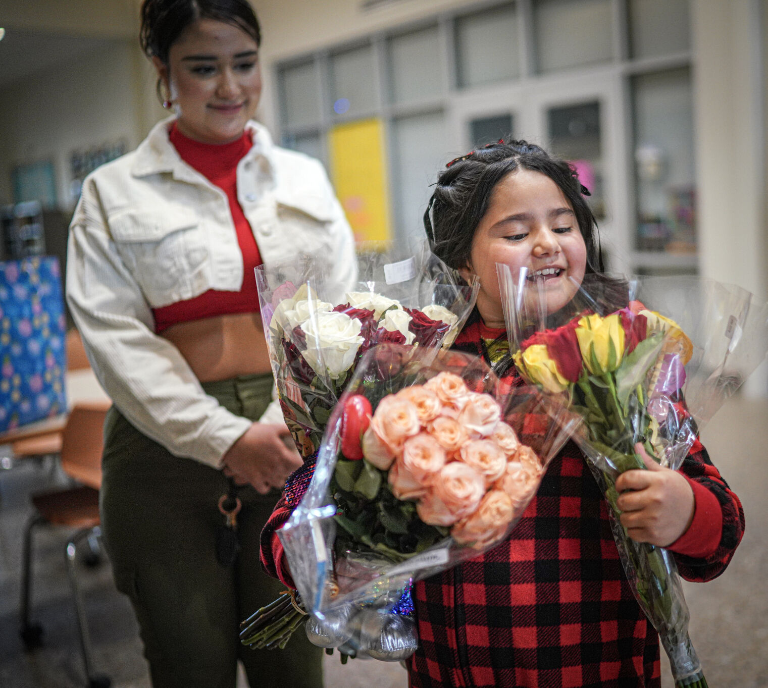 Santa Fe first grader recognized for calling 911 to save her mother ...
