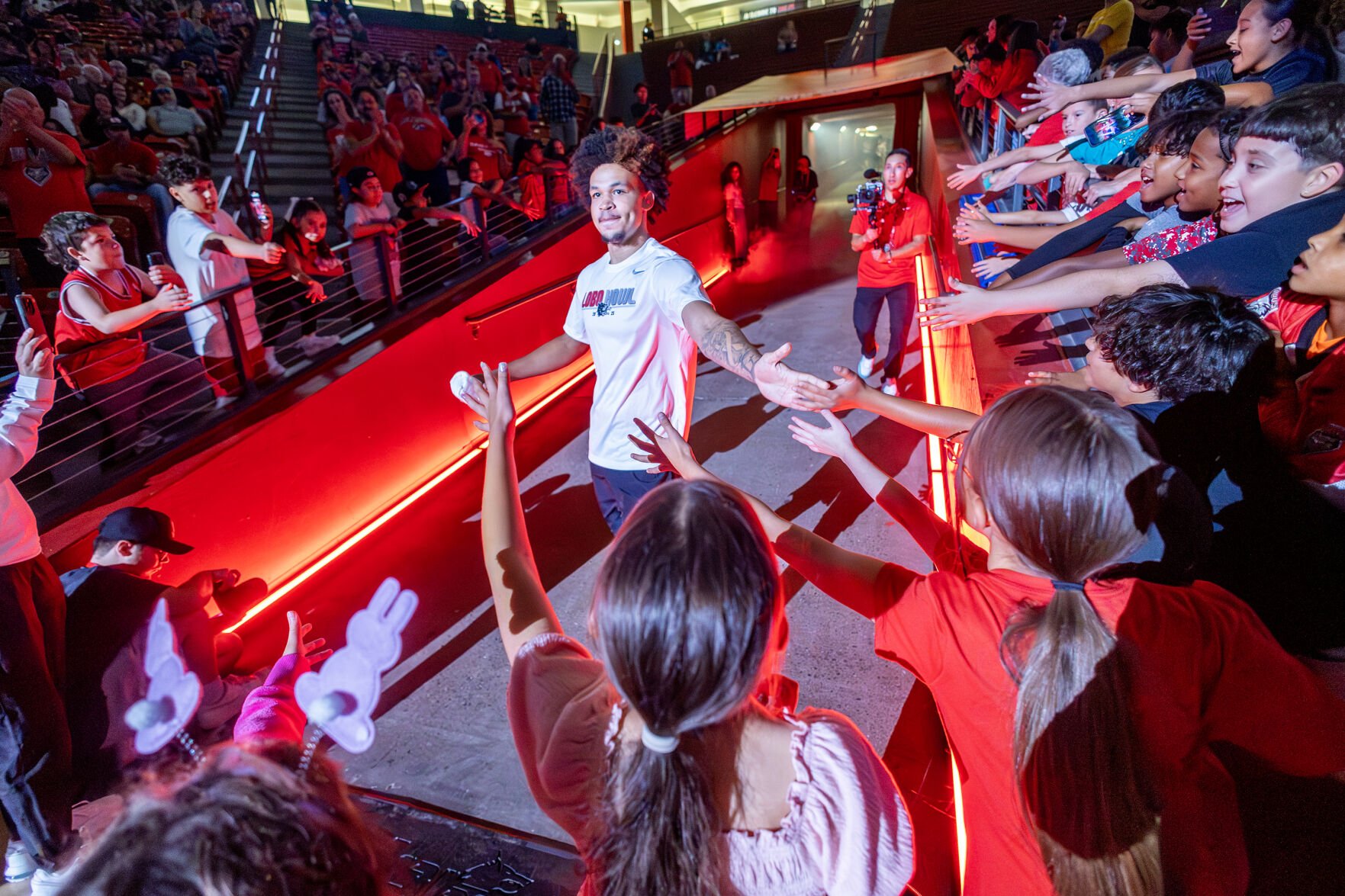 UNM hoops set for Olen's Wednesday debut in season opener in The Pit ...