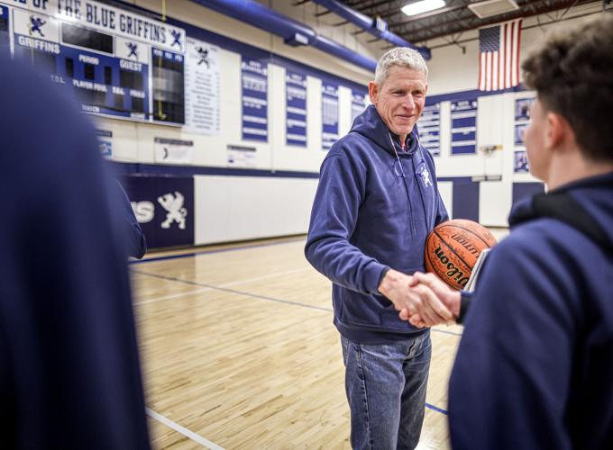 AD with long tenure at Santa Fe Prep bids adieu for teaching job ...