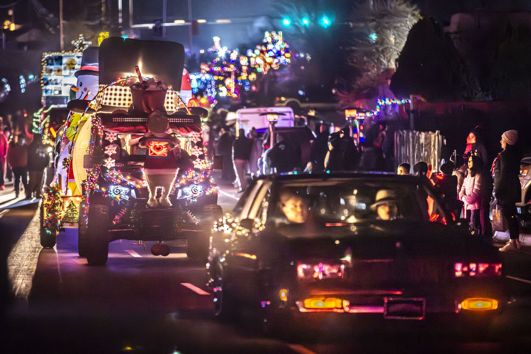 Gallery: Española aglow for light parade | Local News ...