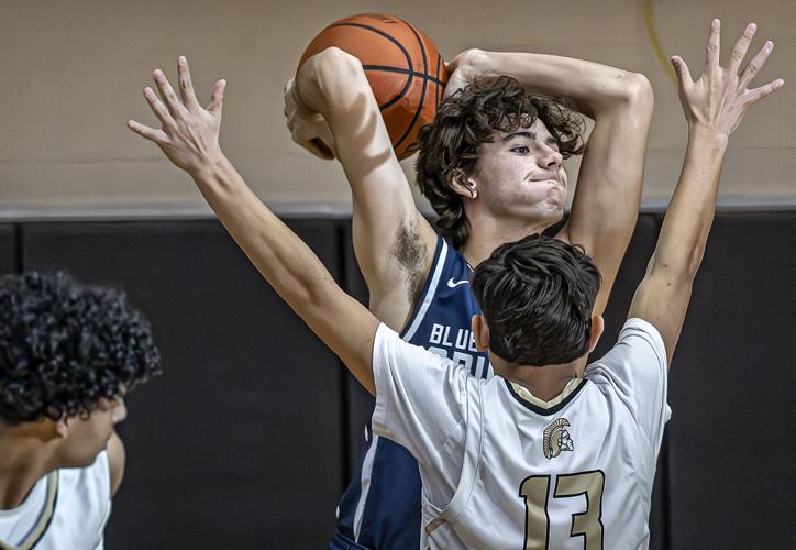 Mesa Vista holds off Blue Griffins' charge to reach Braves Invite ...