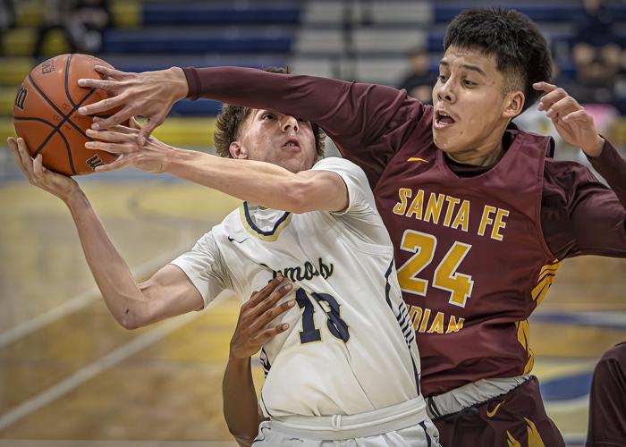 Santa Fe High beats Santa Fe Indian School 49-47 to reach title game ...