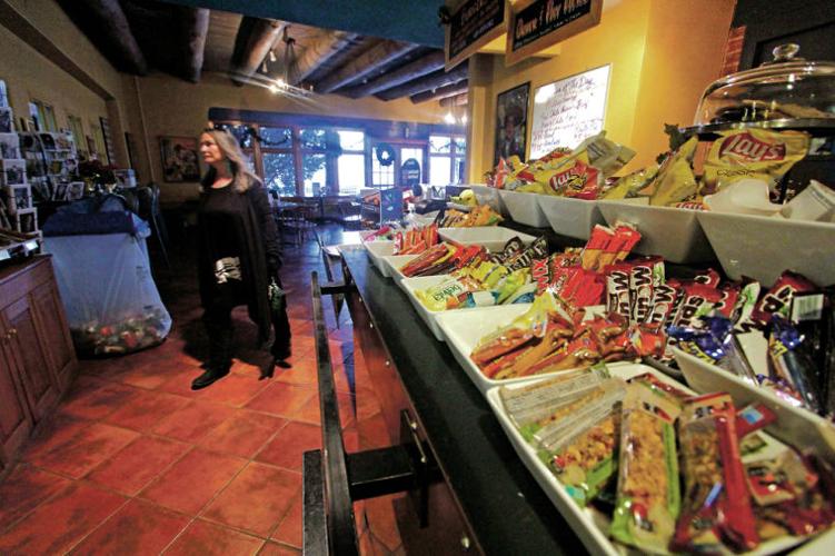 Santa Fe airport restaurant contract raises red flag | Local News ...