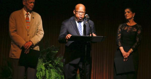 Reflecting on progress, Obama honors civil rights | News ...