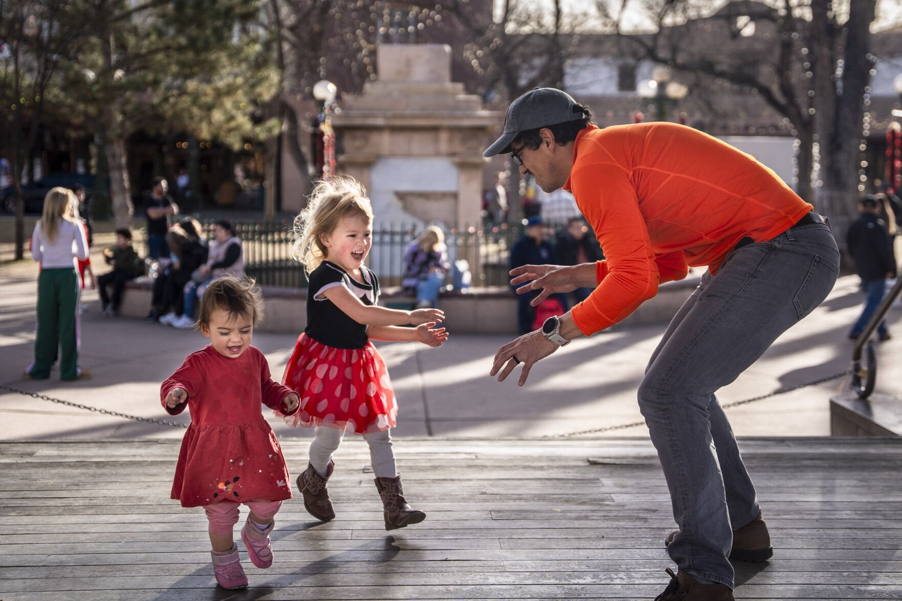 New report on history of Santa Fe Plaza obelisk finds century of ...