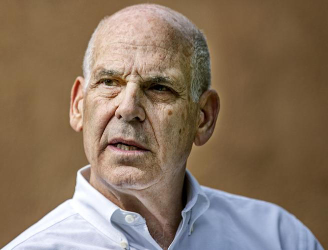 Mayor amends obelisk proposal to incorporate a water feature on eve of ...