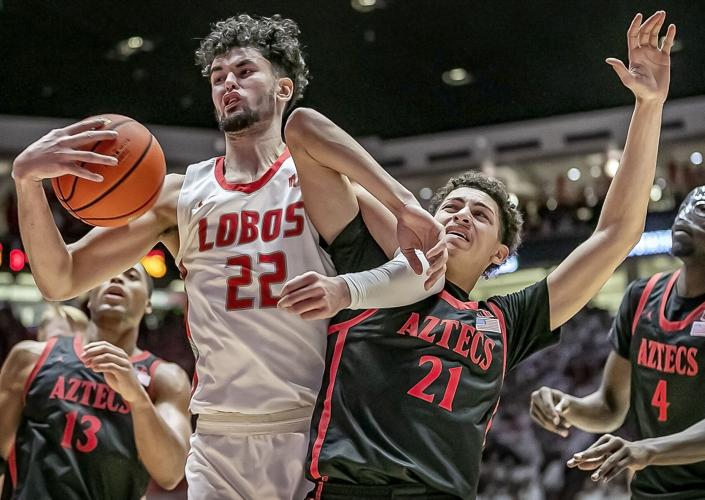 Gallery: Lobos upset Aztecs 88-70 in the Pit | Local News ...