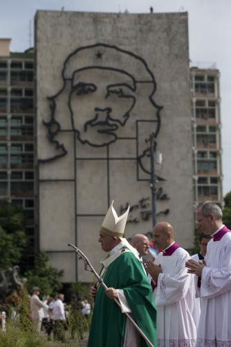 Pope meets Fidel Castro after warning against ideology | News ...