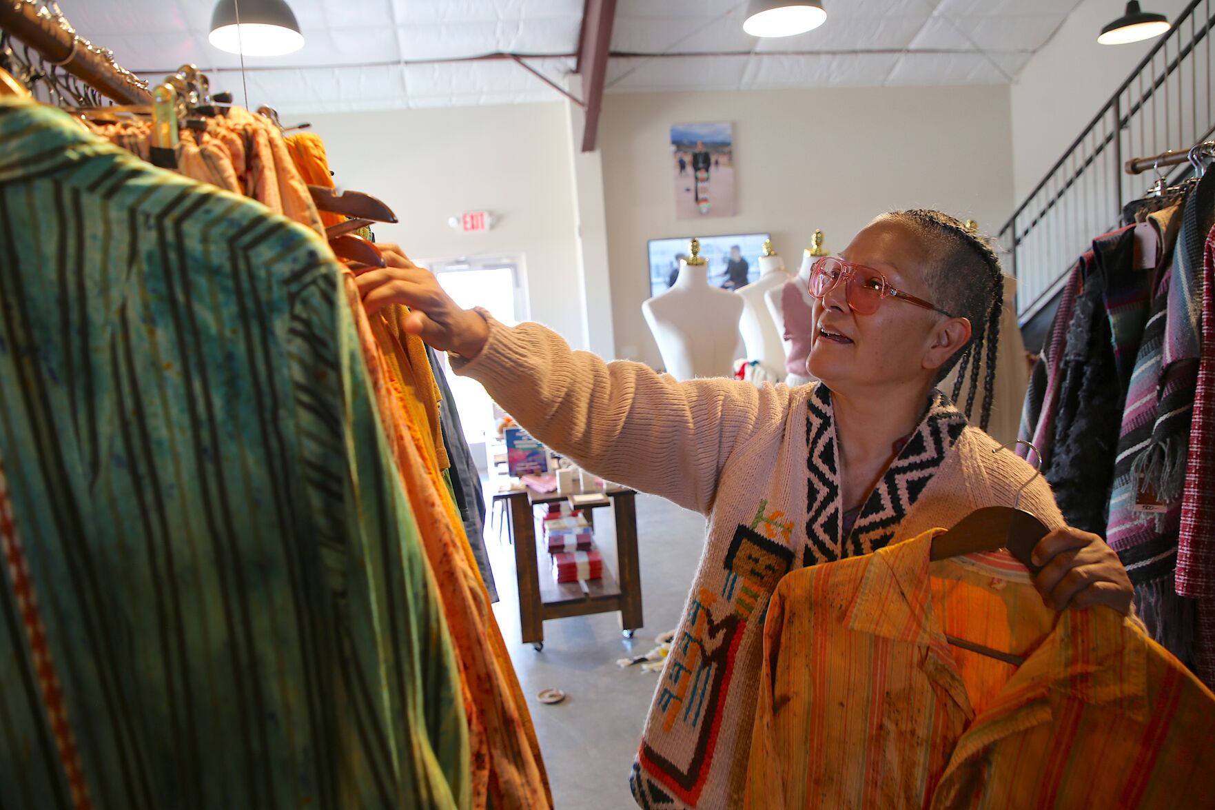 Months after closing on Canyon Road, 4Kinship reopens in Siler Rufina ...