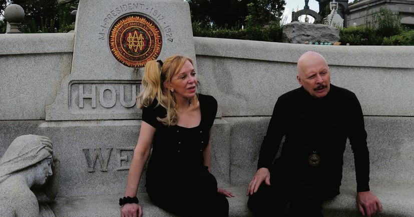 Magicians stage effort to restore Houdini’s grave | Travel ...