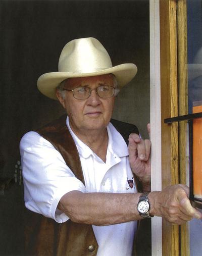 Politics of the absurd: Cartoonist Patrick Oliphant | Pasatiempo ...