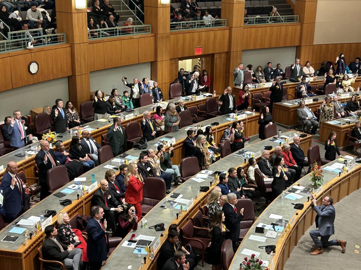 Live blog: Education, CYFD, crime all focuses of State of State; no ...