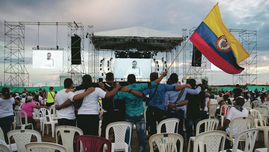 Colombia, FARC sign historic peace deal | News | santafenewmexican.com