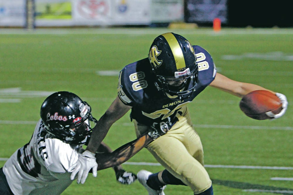 Santa Fe High coaches, players who refuse to quit can save Demons ...