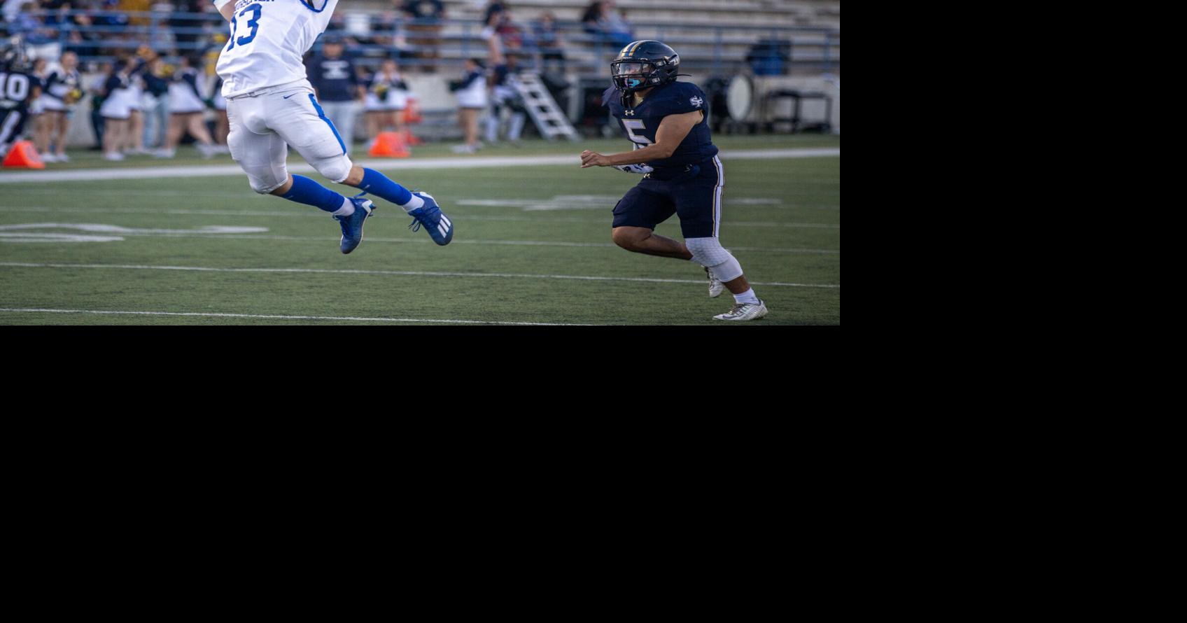 Horsemen's discipline, execution thwarts Demons for 27-20 win | Sports ...