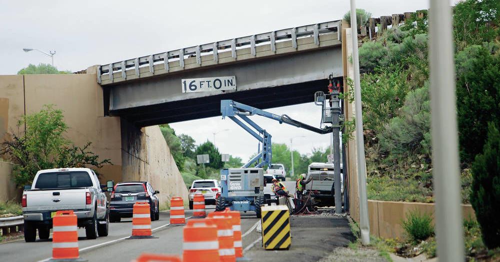 Southbound U.S. 84/285 bridge onto Guadalupe to stay closed until ...