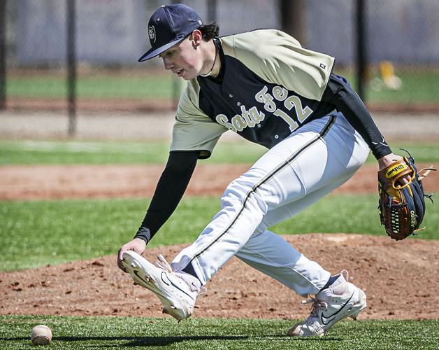 Santa Fe High unfazed by venue change in doubleheader sweep of St ...