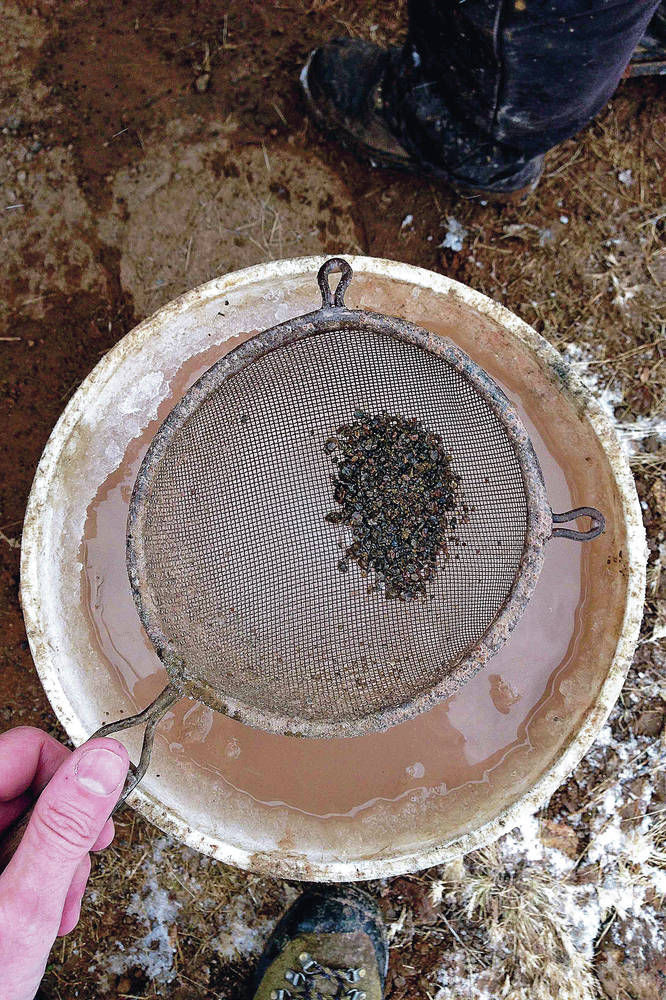 Garnet mine in Otero County yet to take off | Local News ...