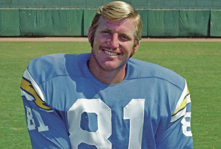 Football families share experiences dealing with loved ones with CTE ...