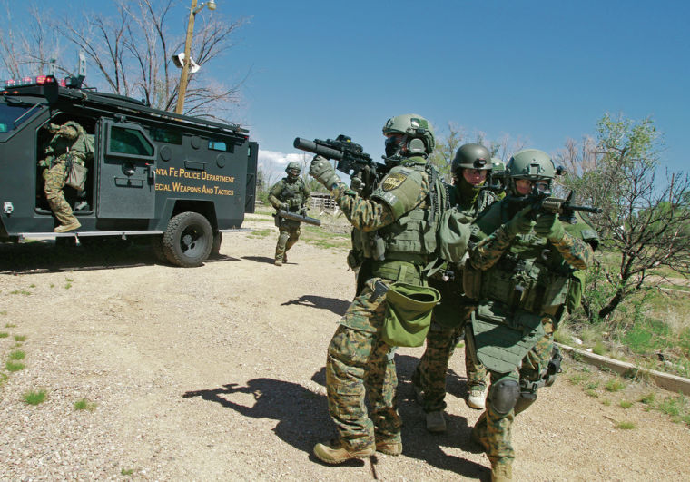 Local nonprofit helps Santa Fe SWAT team train - News - Santa Fe New ...