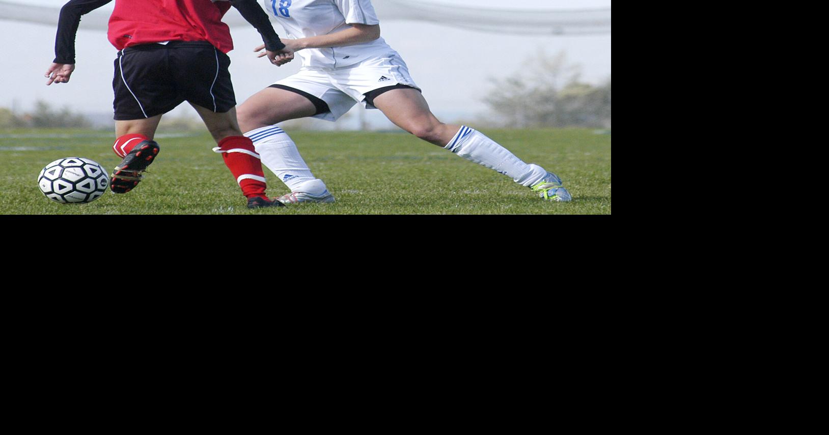 Santa Fe's female athletes worry over head injuries after recent CTE ...