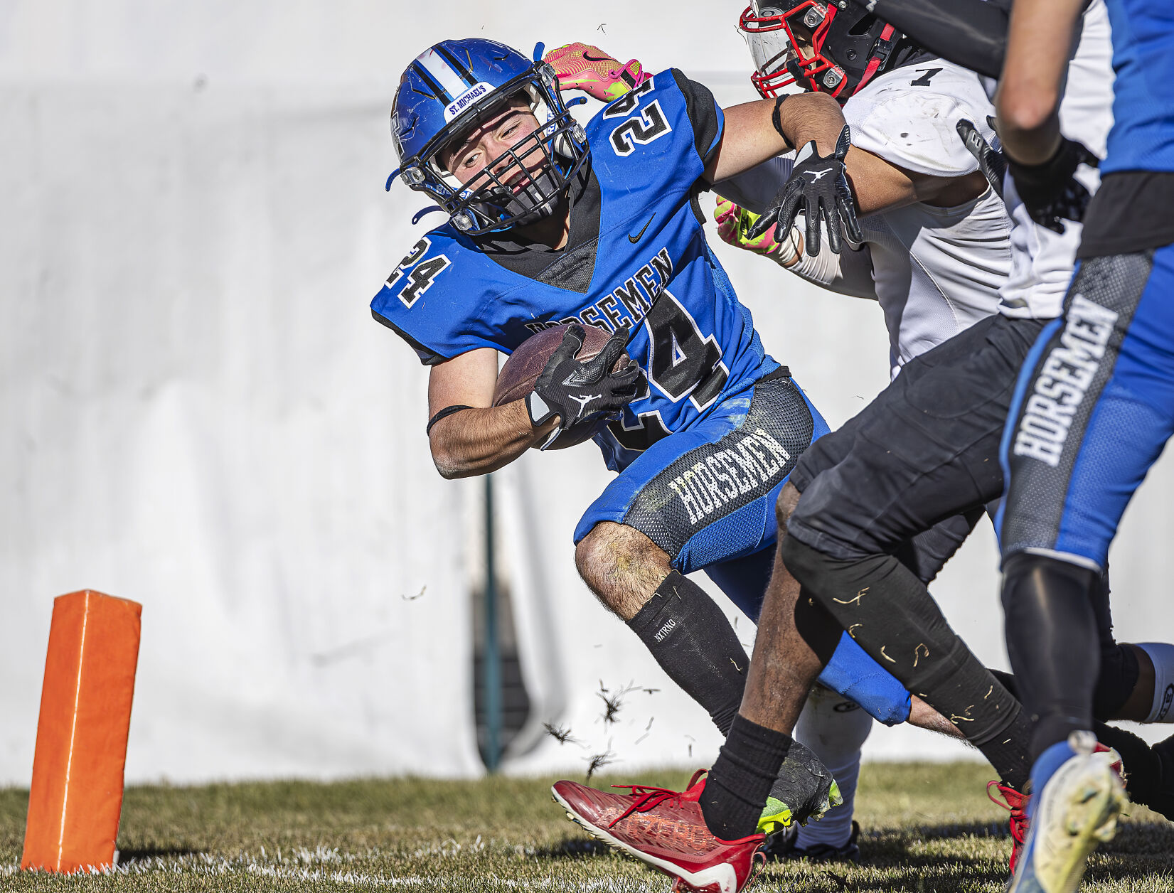 Dominguez's dominating day leads Horsemen to fifth straight 3A title ...